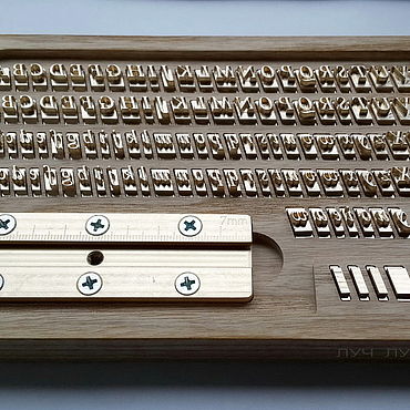 Наборный штамп русско-английский заглавные+строчные – заказать на ...