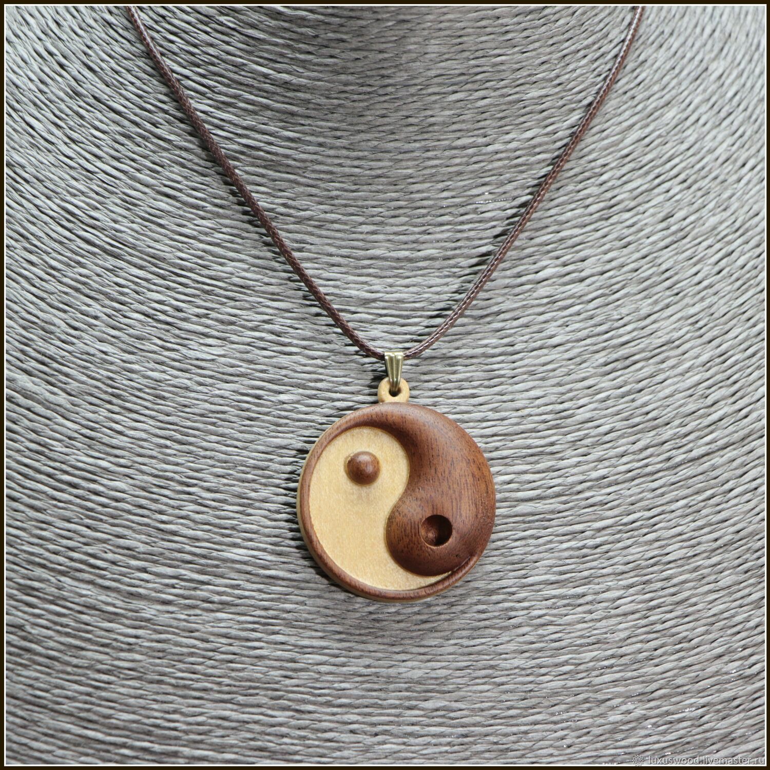 Ин и Янь В. Подвеска, кулон, брошь, значок в интернет-магазине Ярмарка ...