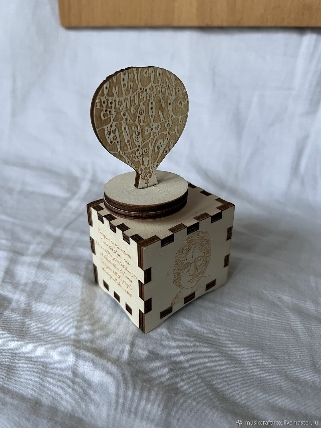 Музыкальная шкатулка Imagine John Lennon (The Beatles) – купить онлайн ...