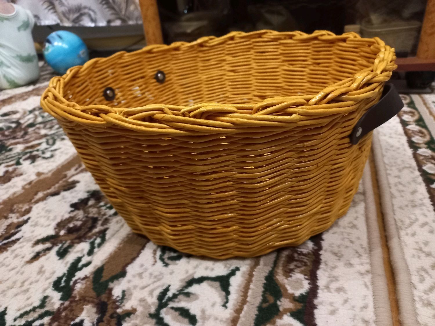 Корзина из бумажной лозы в интернет-магазине Ярмарка Мастеров по цене ...