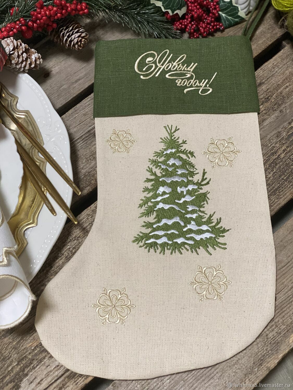 Новогодний носок: «Заснеженная ель» купить в интернет-магазине Ярмарка ...