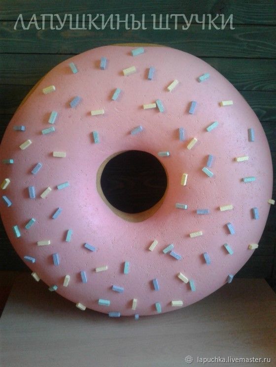 Пончик - муляж 80см в интернет-магазине на Ярмарке Мастеров | Фото ...