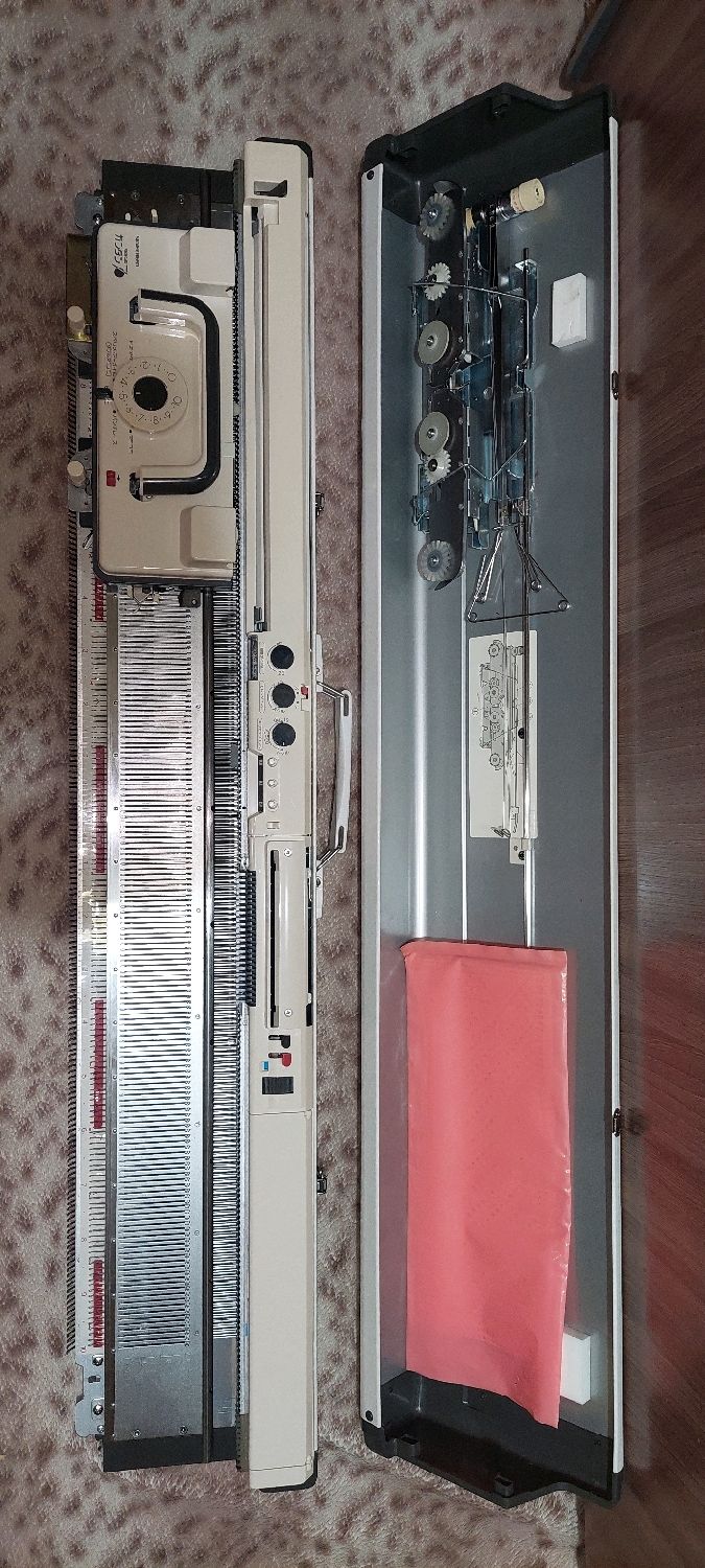Вязальная машина Silver Reed SK-700 Япония близкое к новому состояние ...
