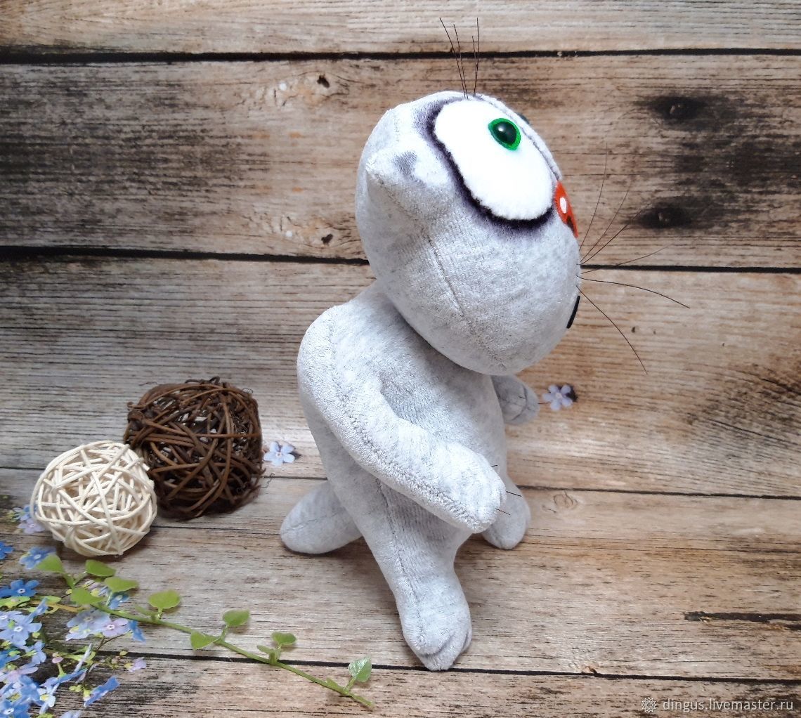 Мягкая игрушка серый плюшевый кот испуганный для любителей котов в ...