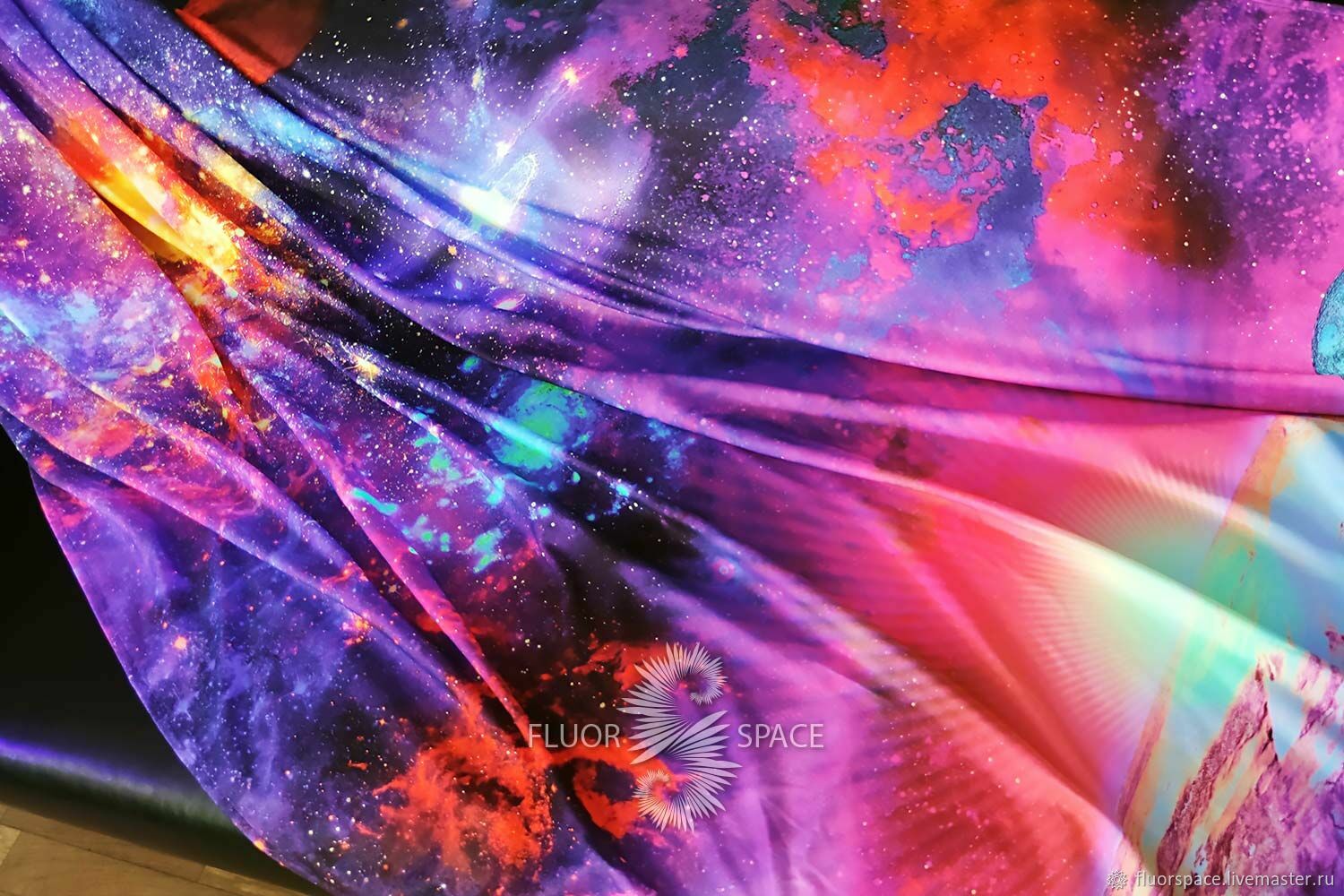 Плед флисовый «Trip to the stars», флуоресцентный в интернет-магазине Ярмарка Мастеров по цене ...