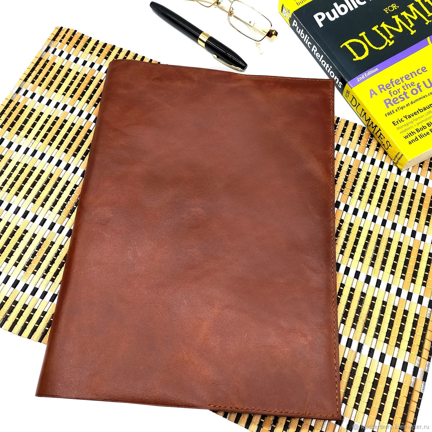 Кожаная обложка для книги, тетради формата А4, Коньячная в интернет ...