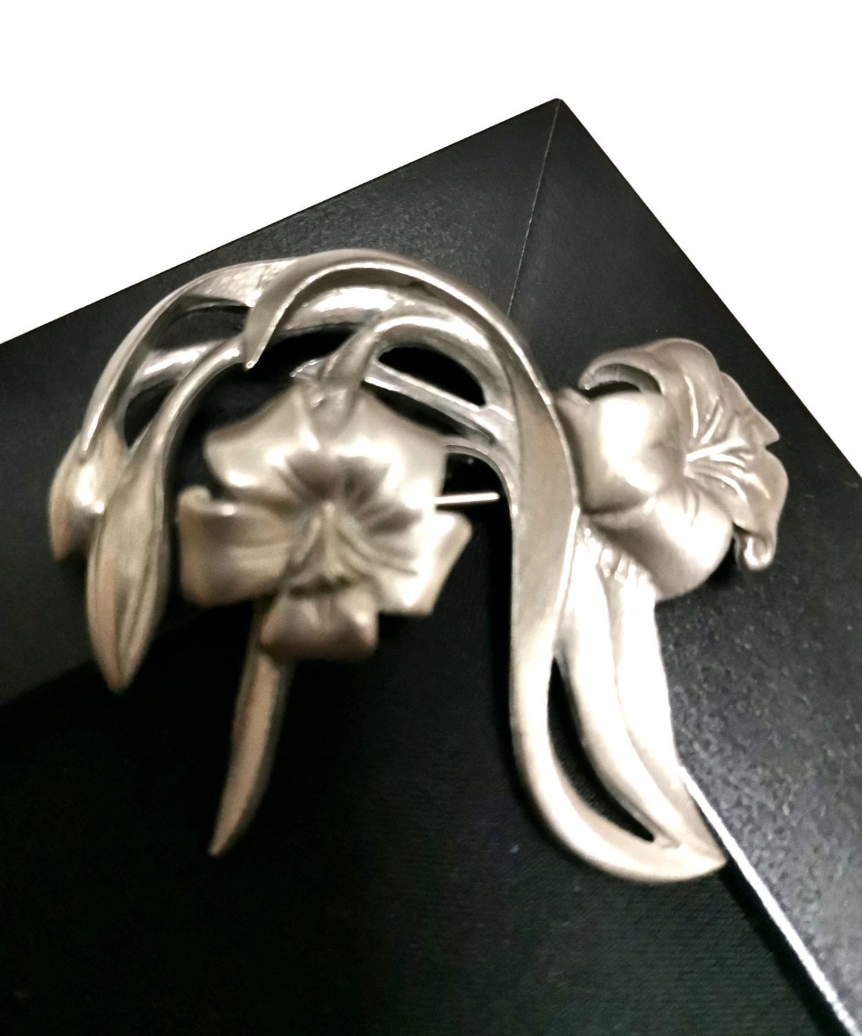 Винтаж: Резерв.Оловянная брошь от LCD (Lindsay Claire Designs) в ...