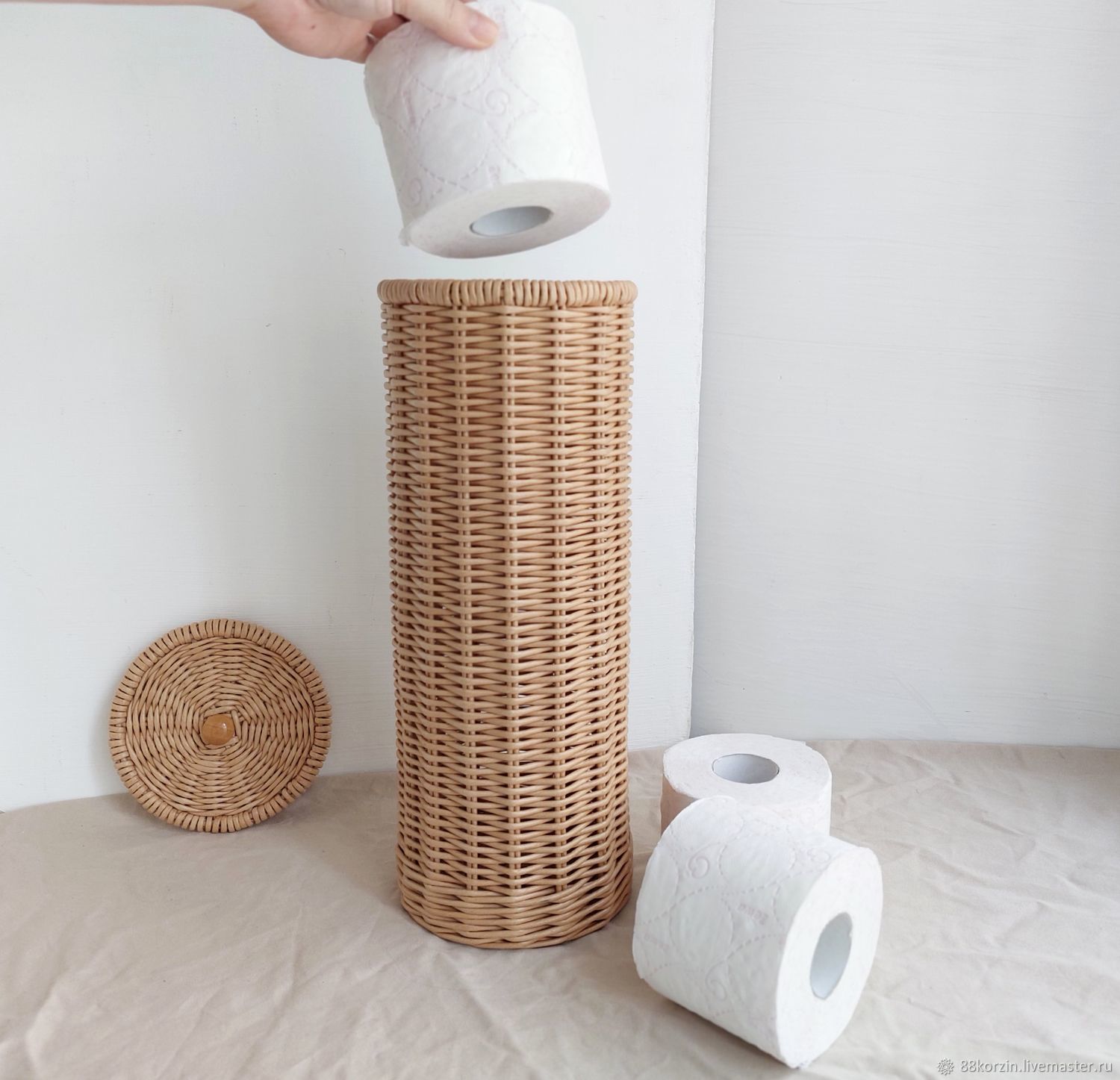 Плетеная корзина с крышкой для хранения в интернет-магазине Ярмарка ...