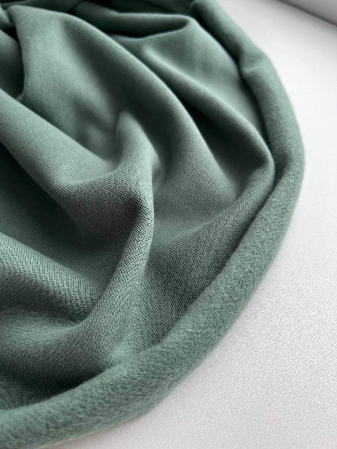 Футер 3х-нитка петля с эффектом велюра и микроначесом, изумруд в интернет-магазине Ярмарка ...