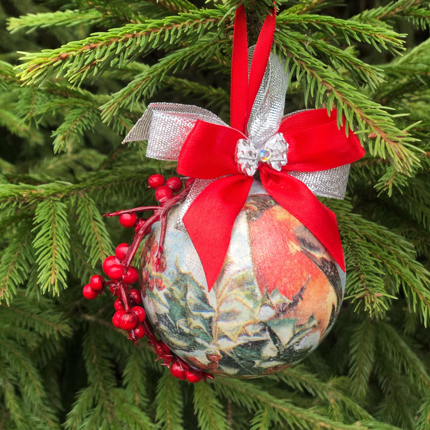 Новогодние шары ручной работы – купить онлайн на Ярмарке Мастеров ...