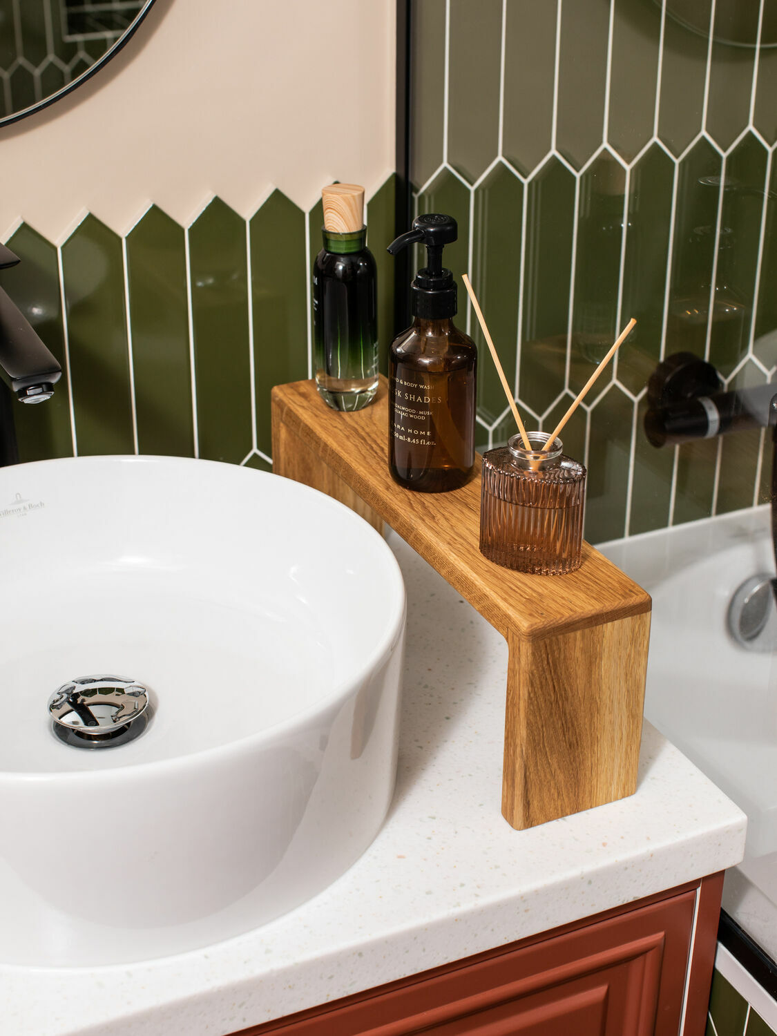 Деревянная полка для ванной в натуральном цвете. Дополнительный этаж ...