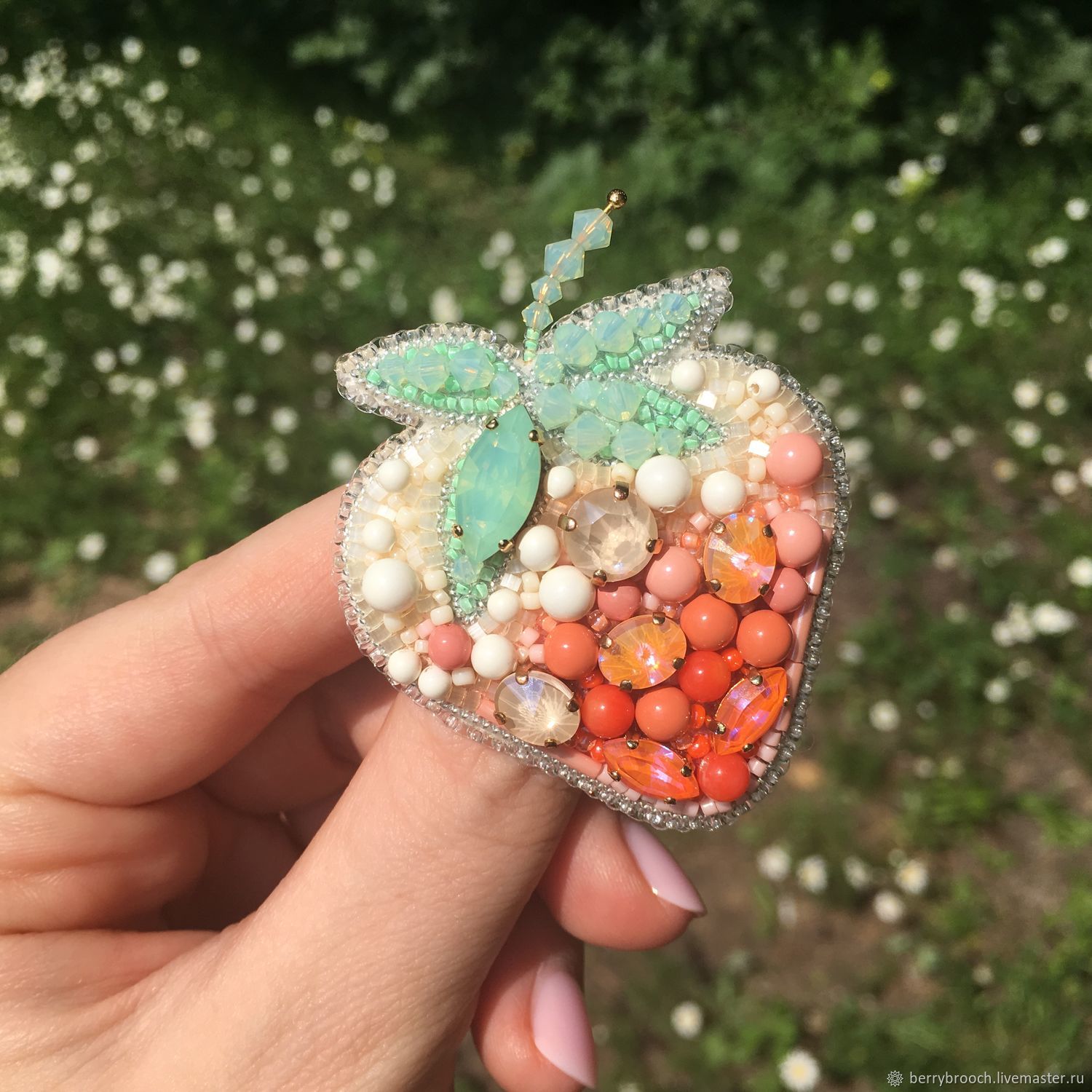 Брошь-булавка: Клубника в интернет-магазине на Ярмарке Мастеров | Брошь ...