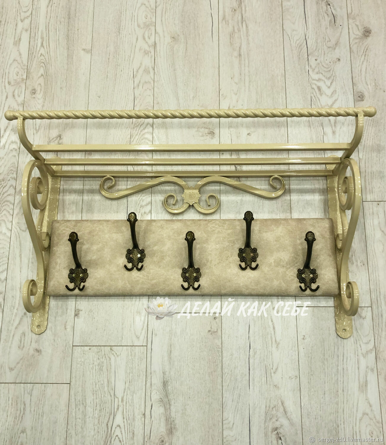 Вешалка кованная настенная – заказать на Ярмарке Мастеров – S0QCARU ...