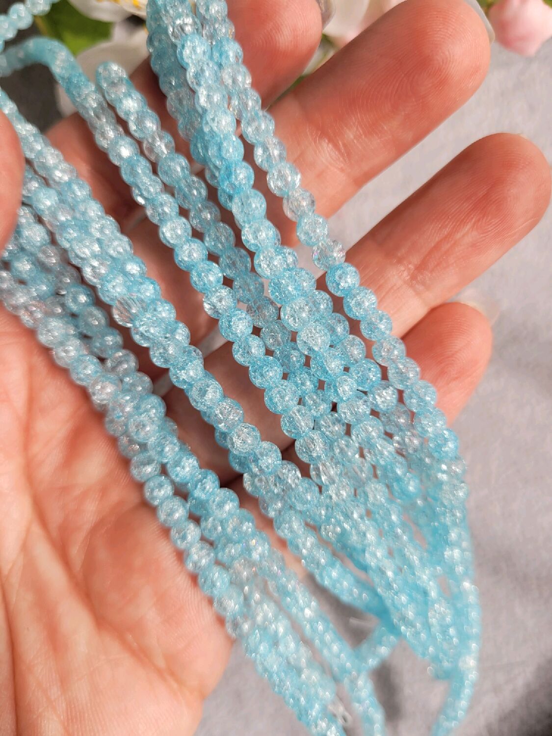Сахарный кварц, 4 мм, ярко голубой , нить в интернет-магазине Ярмарка ...