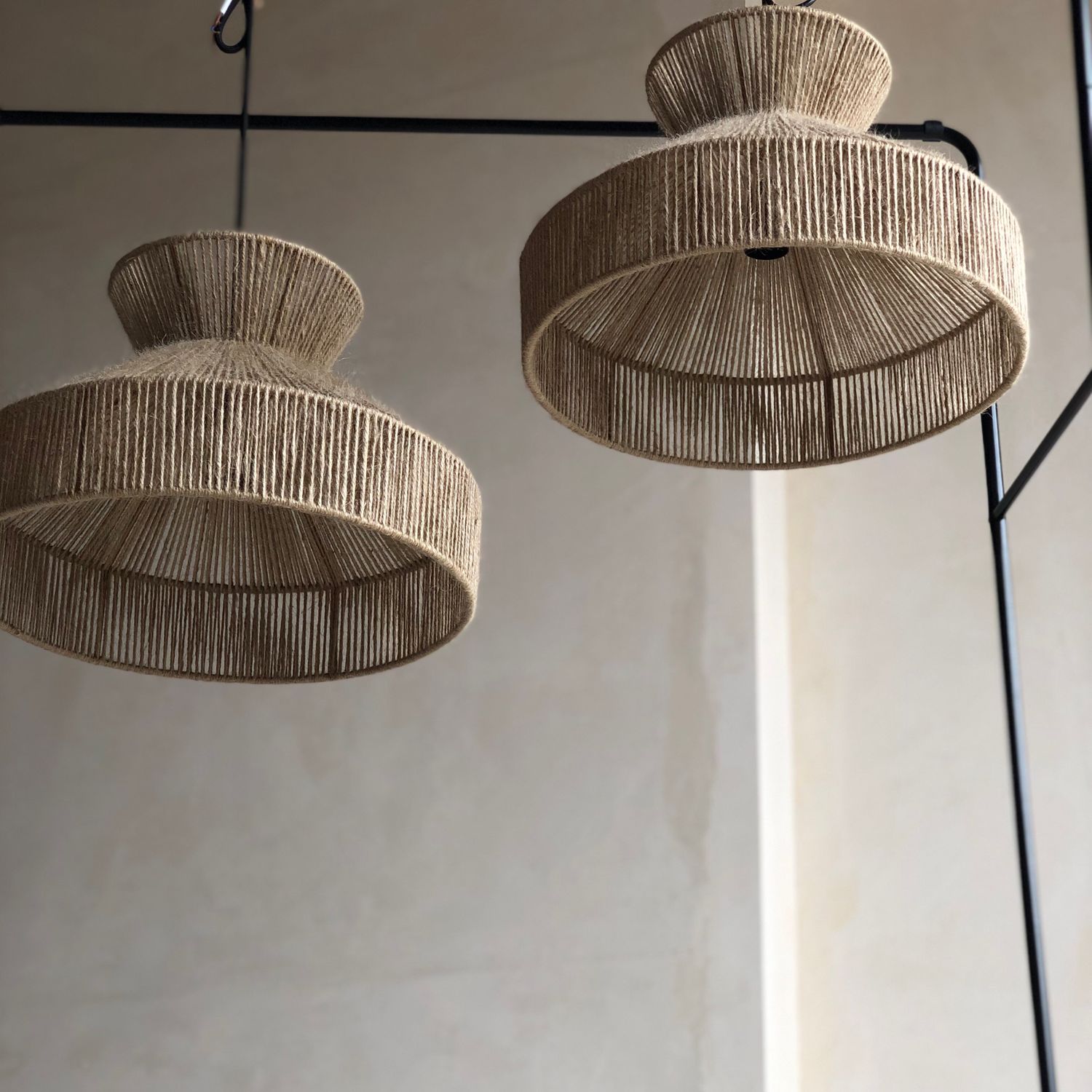 Плетеный светильник. d40. Плетеная люстра Бали. Светильник из джута в ...