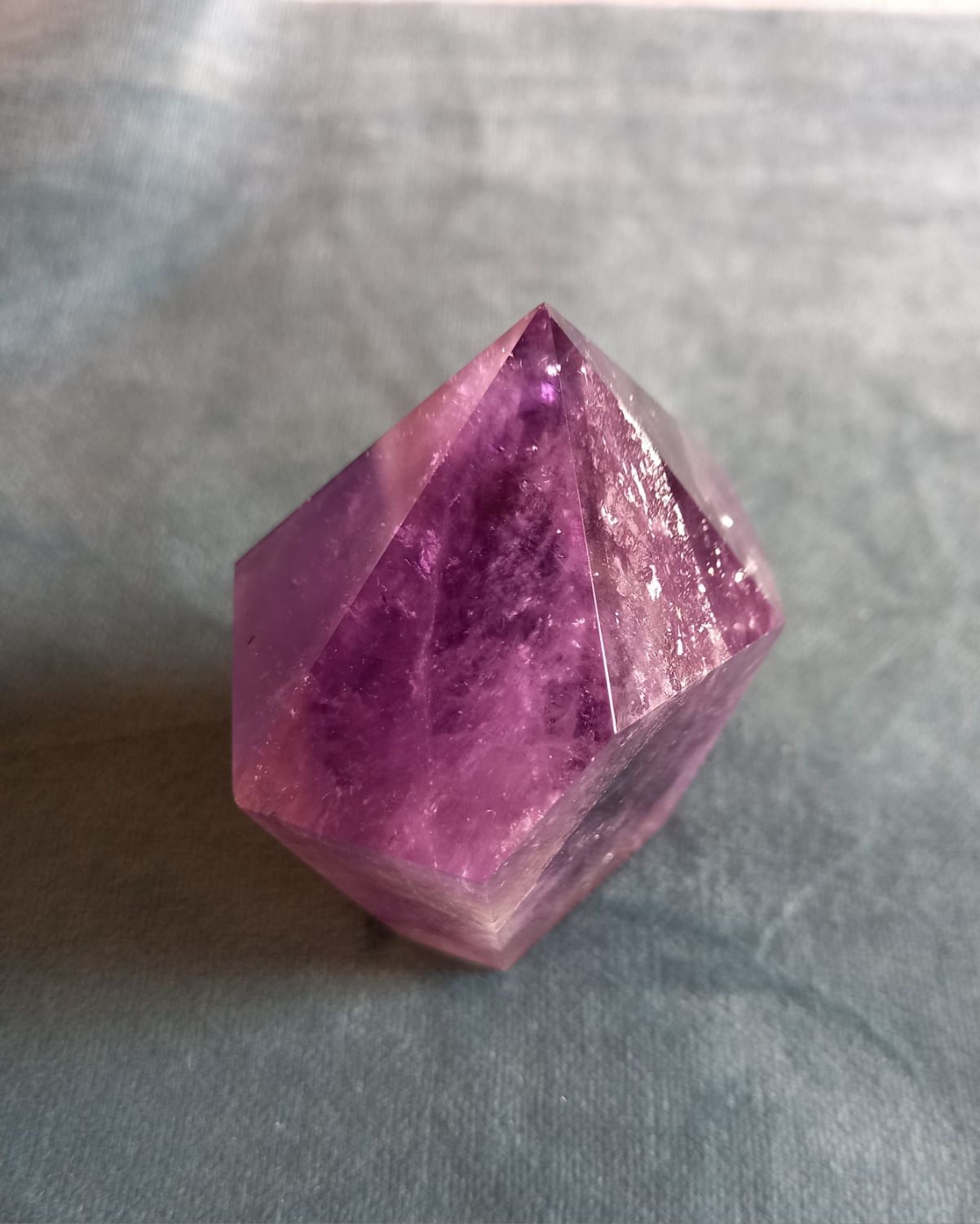 Кристалл аметиста купить в интернет-магазине Ярмарка Мастеров по цене ...