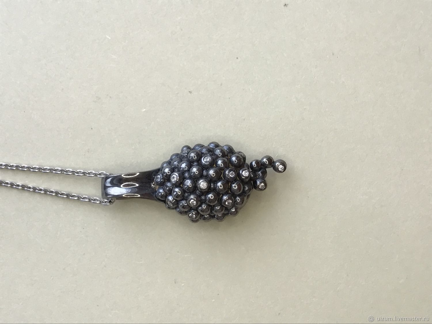 Кулон: ложка чёрной икры в интернет-магазине Ярмарка Мастеров по цене ...