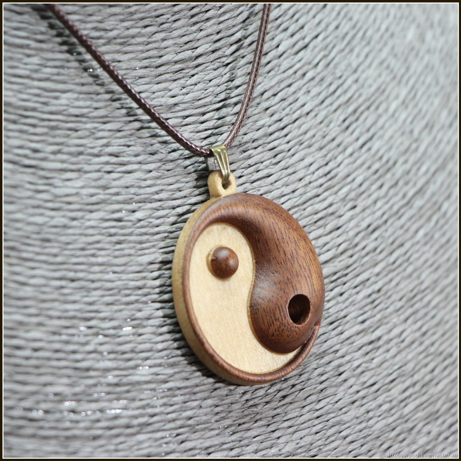 Ин и Янь В. Подвеска, кулон, брошь, значок в интернет-магазине Ярмарка ...