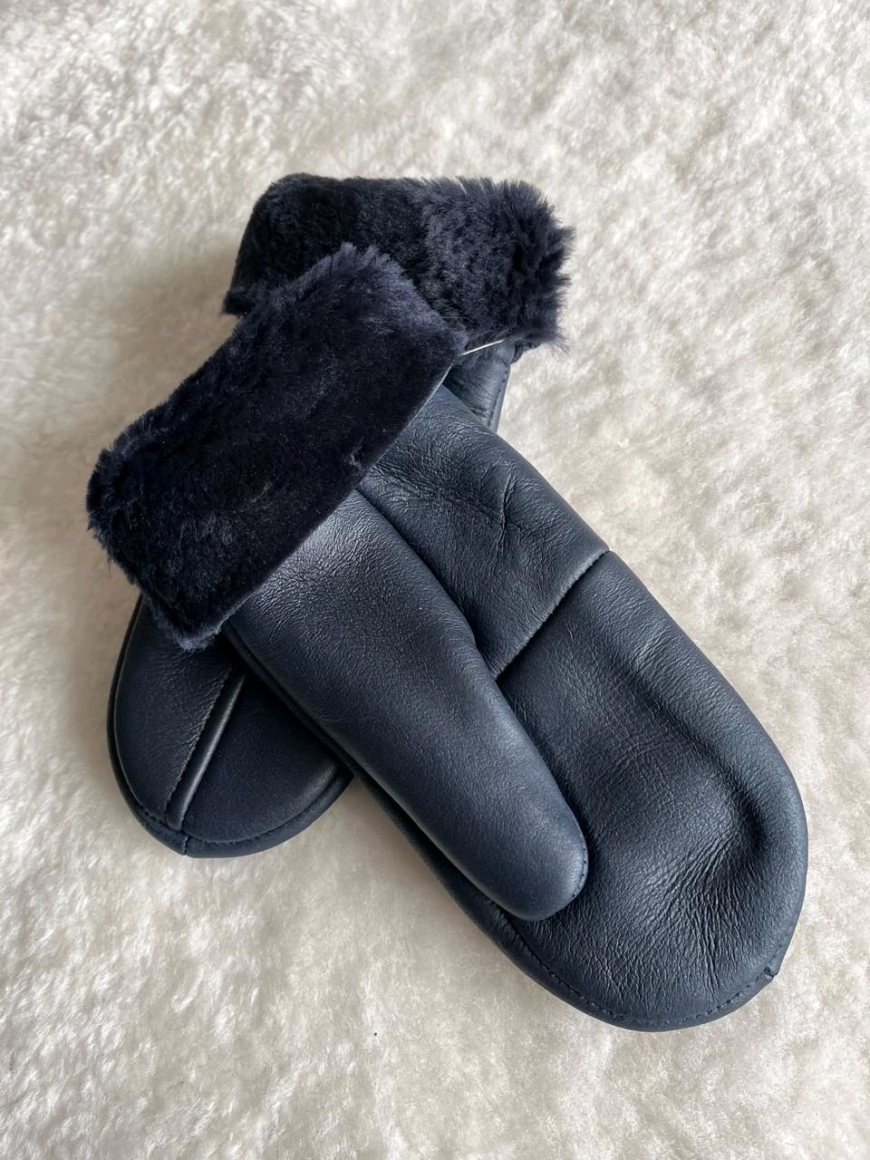 Варежки кожаные из овчины черные в интернет-магазине Ярмарка Мастеров ...