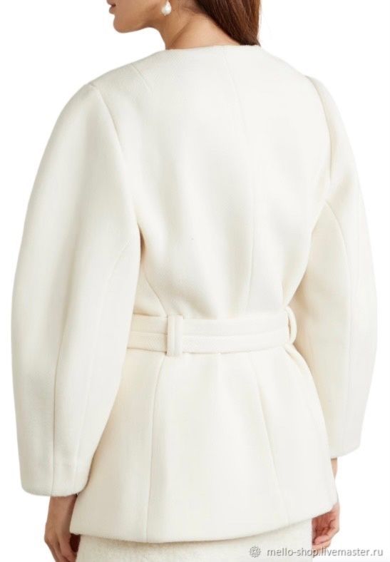 Короткое женское пальто купить в интернет-магазине Ярмарка Мастеров по ...