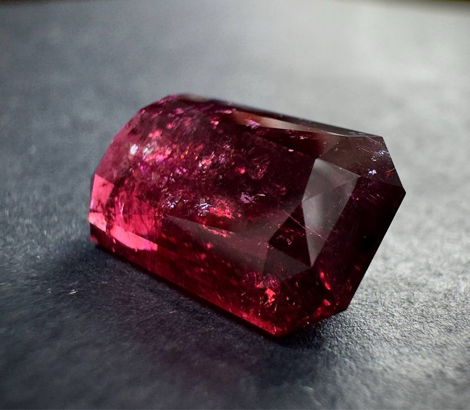 Турмалин рубеллит 7,24 ct Малхан в интернет-магазине Ярмарка Мастеров ...