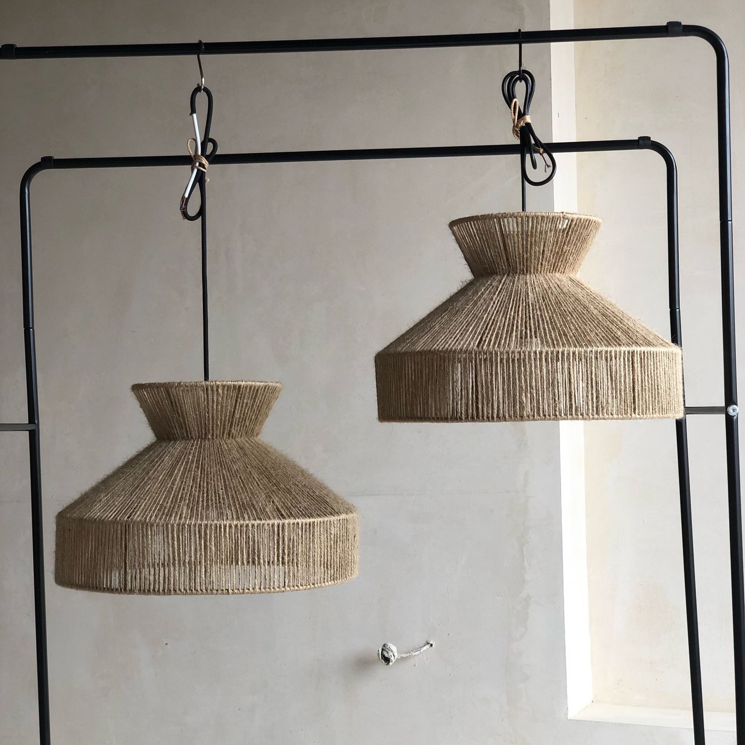 Плетеный светильник. d40. Плетеная люстра Бали. Светильник из джута в ...