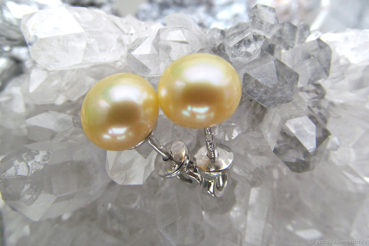 Золотой жемчуг - серебряные серьги пуссеты с натуральным жемчугом ...