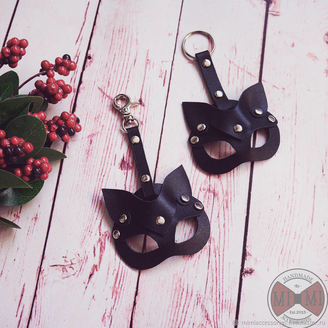 Брелок из кожи Маска Кошки – купить на Ярмарке Мастеров – I0U8PRU ...