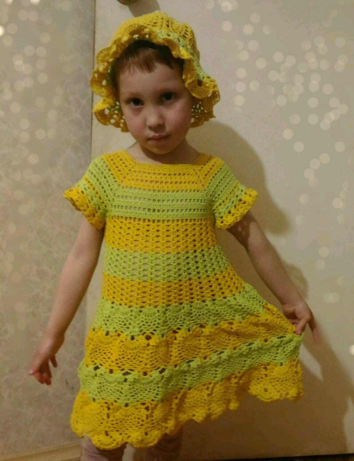 Вязаное крючком платье для девочки Одуванчик в интернет-магазине ...