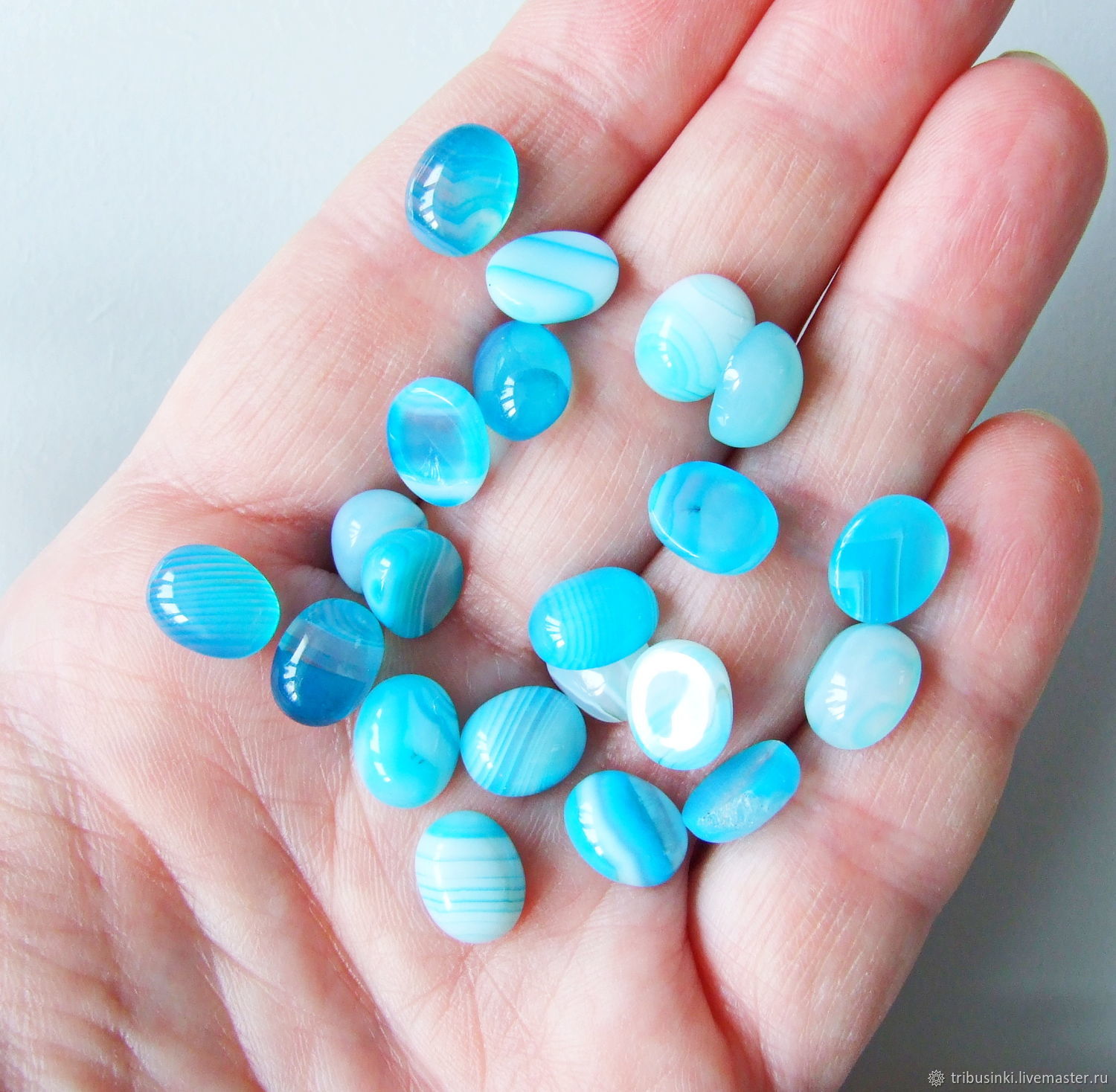 Агат голубой. Агат синий. Кабошоны. 10х8х4 мм купить в интернет ...