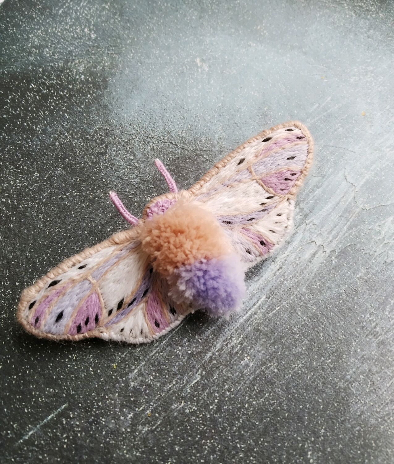 Брошь Lilac moth – заказать на Ярмарке Мастеров – RQATARU | Брошь ...