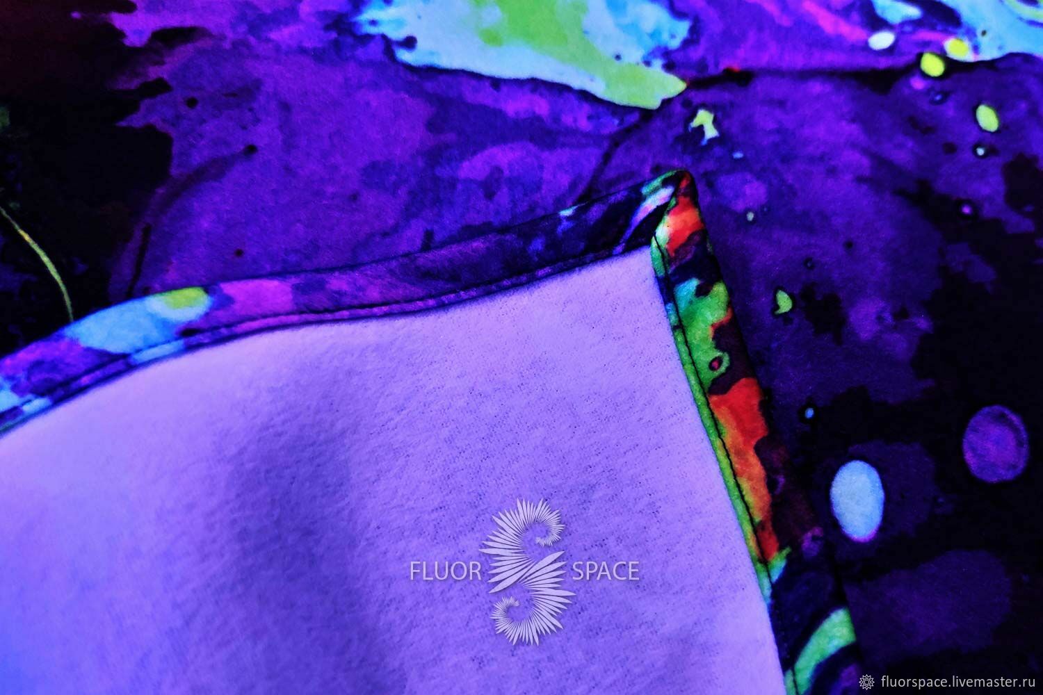 Плед флисовый «Mandala 33», флуоресцентный в интернет-магазине Ярмарка Мастеров по цене 3790 ...