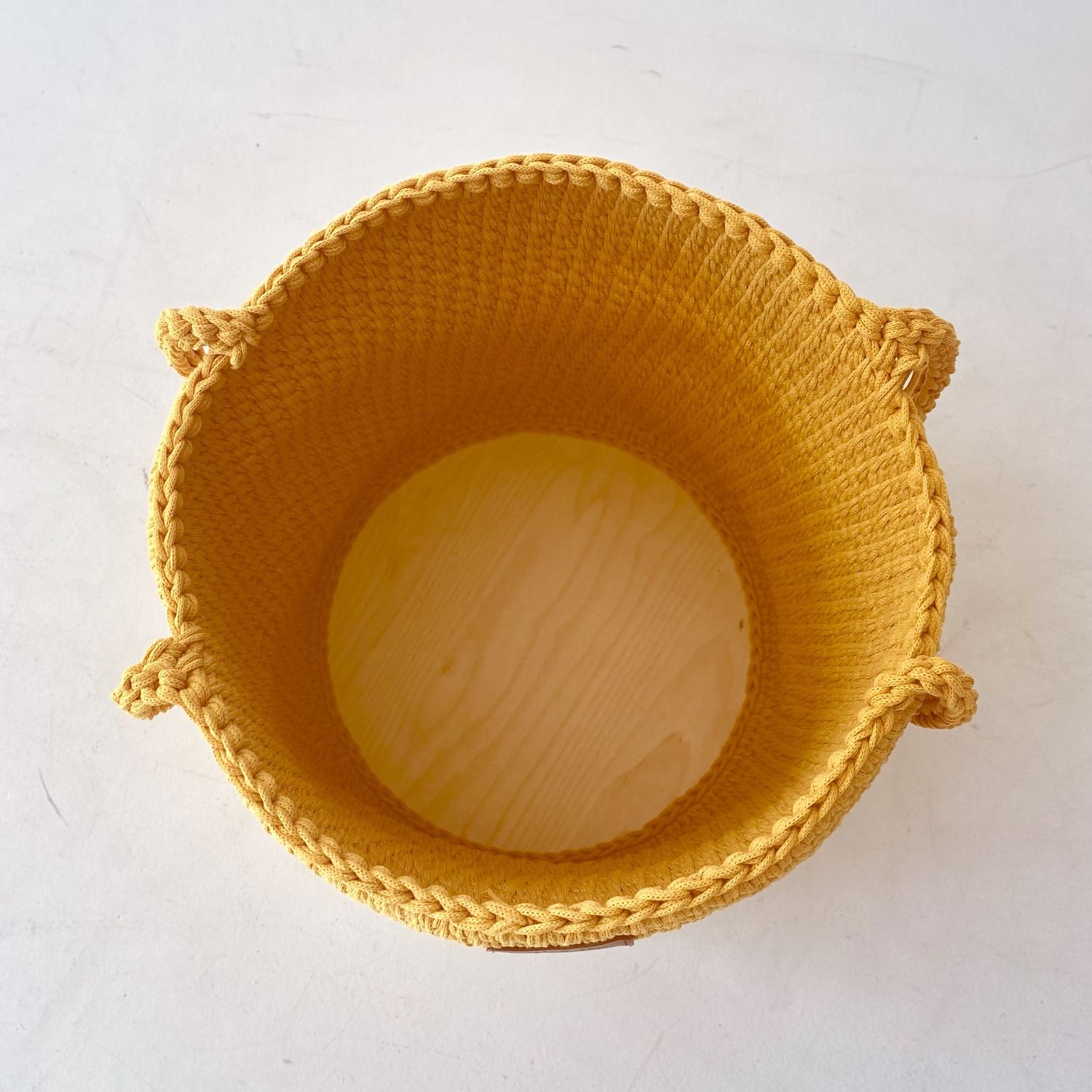 Вязаная корзина для хранения белья или детских игрушек в интернет ...