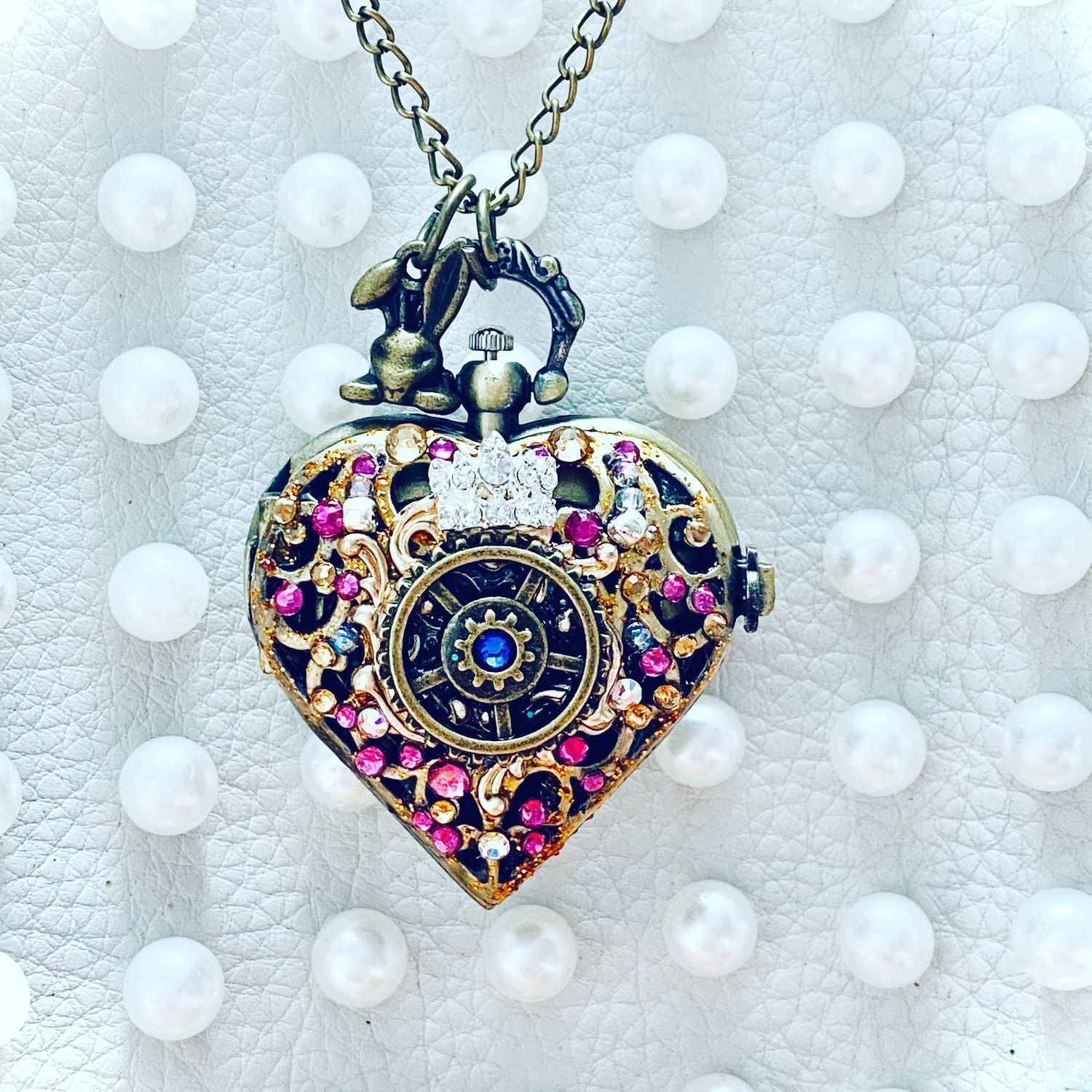 Кулон-часы сердце со стразами – заказать на Ярмарке Мастеров – M7EEURU ...