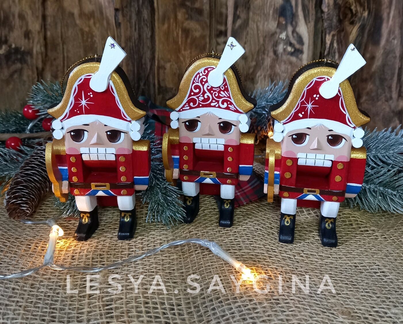 Щелкунчик из массива бука. Щелкунчик елочная игрушка купить в интернет ...