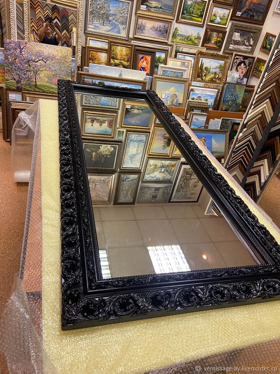 Зеркало в ЧЕРНОЙ РАМЕ купить в интернет-магазине Ярмарка Мастеров по ...
