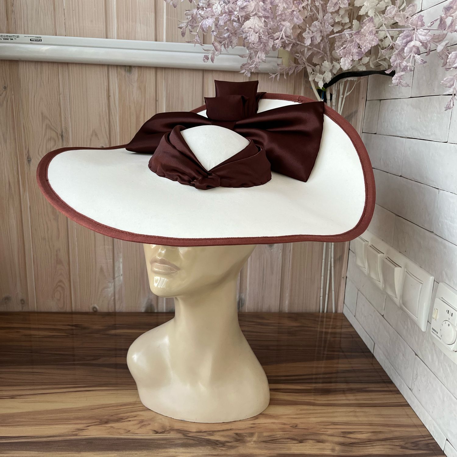 Шляпа модерн в интернет-магазине на Ярмарке Мастеров | Шляпы, Москва ...