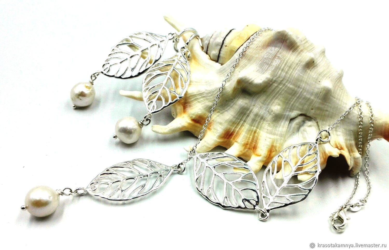 Комплект Серебряные листья с жемчугом натуральным в серебре – заказать ...