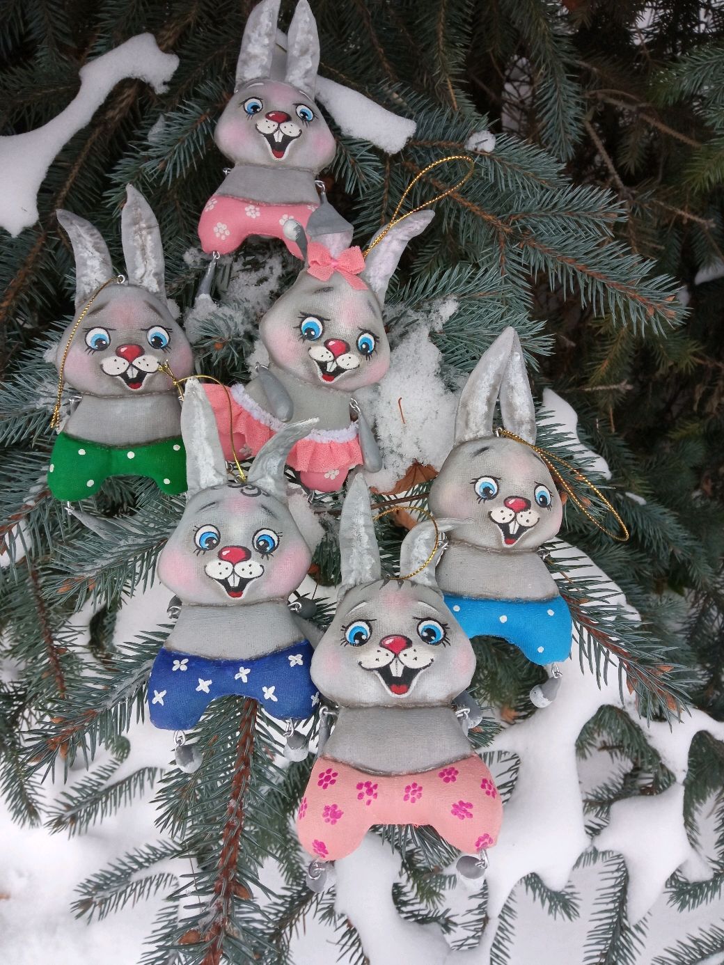Елочные игрушки, зайчики купить в интернет-магазине Ярмарка Мастеров по ...