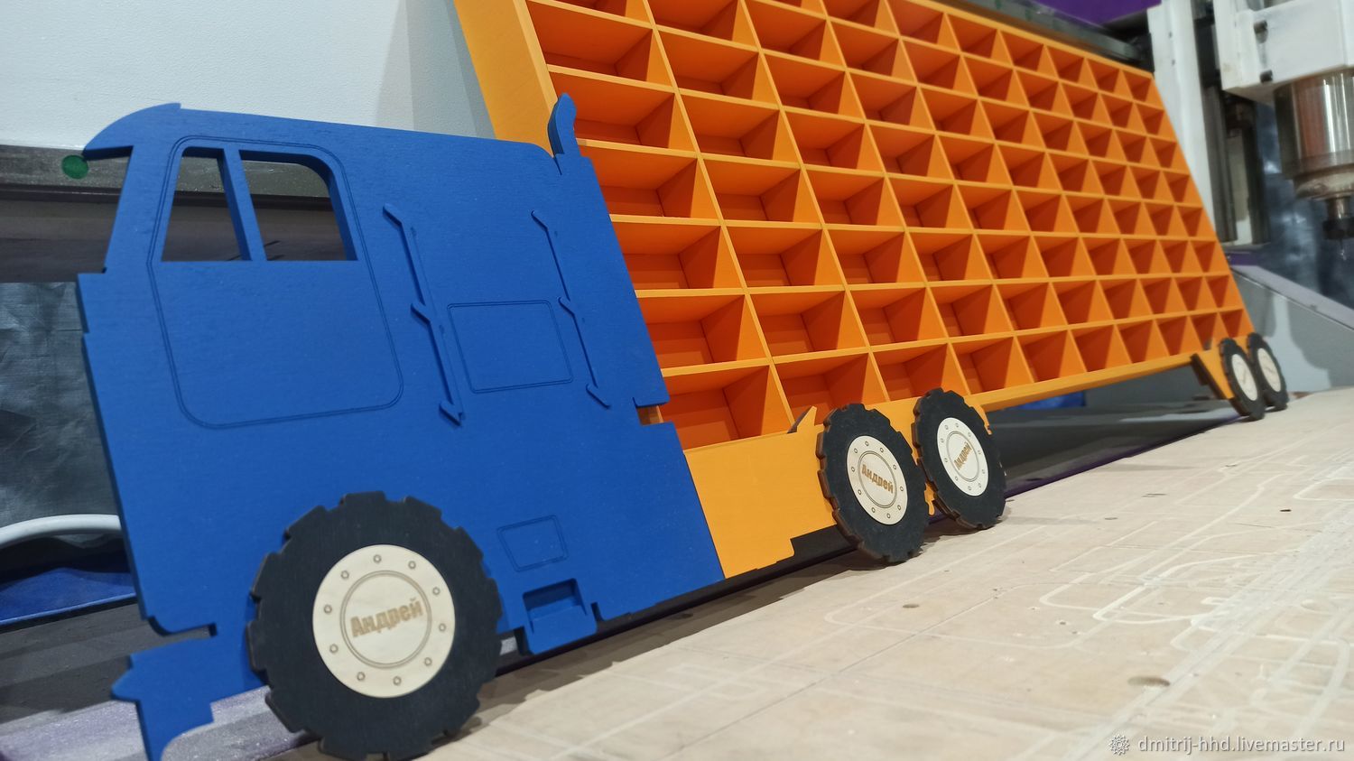 Полка "Грузовик" на 80 моделек хотвилс в интернет-магазине Ярмарка ...